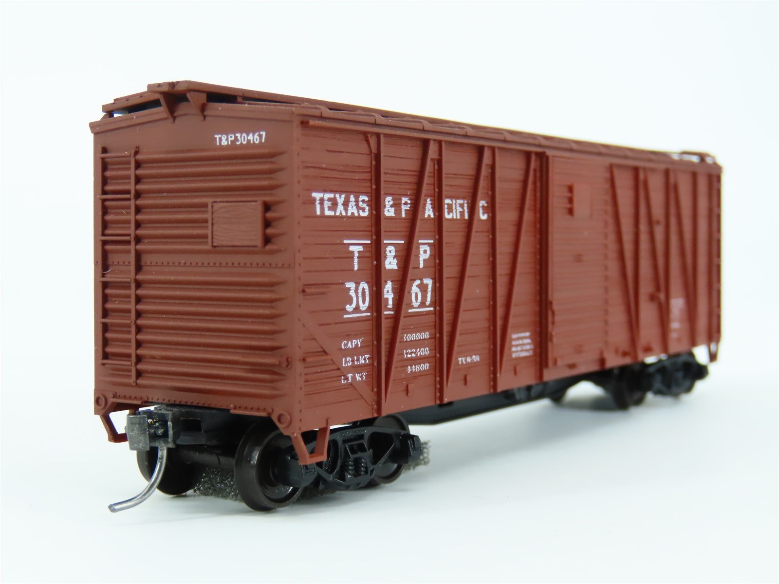 HO Scale Accurail 4512 T&P Texas & Pacific 40' Wood Box Car #30467 - U ...