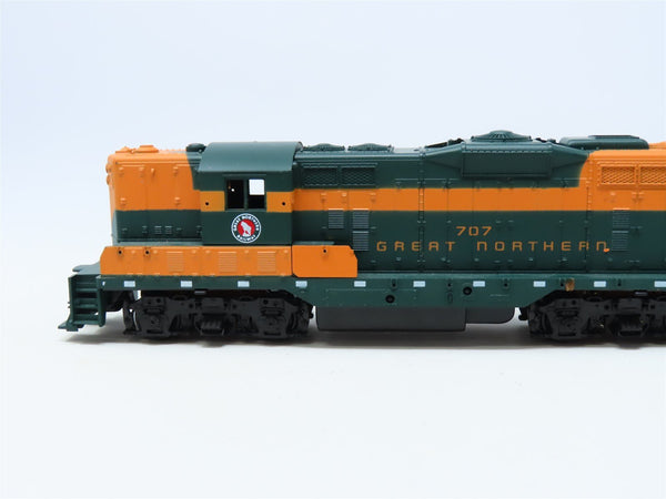 HO Scale Athearn GN Great Northern EMD GP9 Diesel Locomotive #707 - Un ...